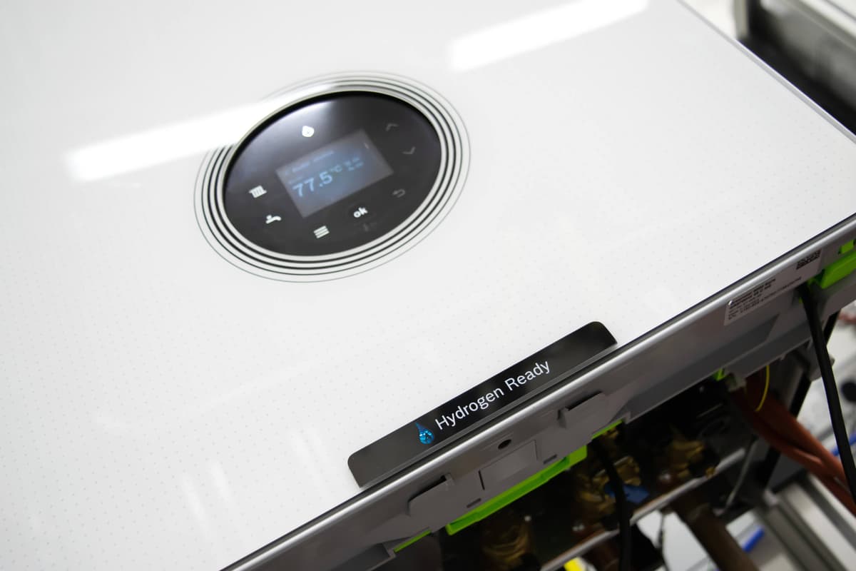 Worcester Bosch officially reveals new hydrogen boiler | Power | H2 View
