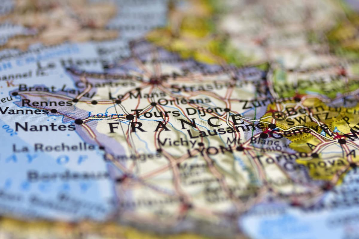 HDF Energy starts work on 1.5MW hydrogen fuel cell production plant in ...