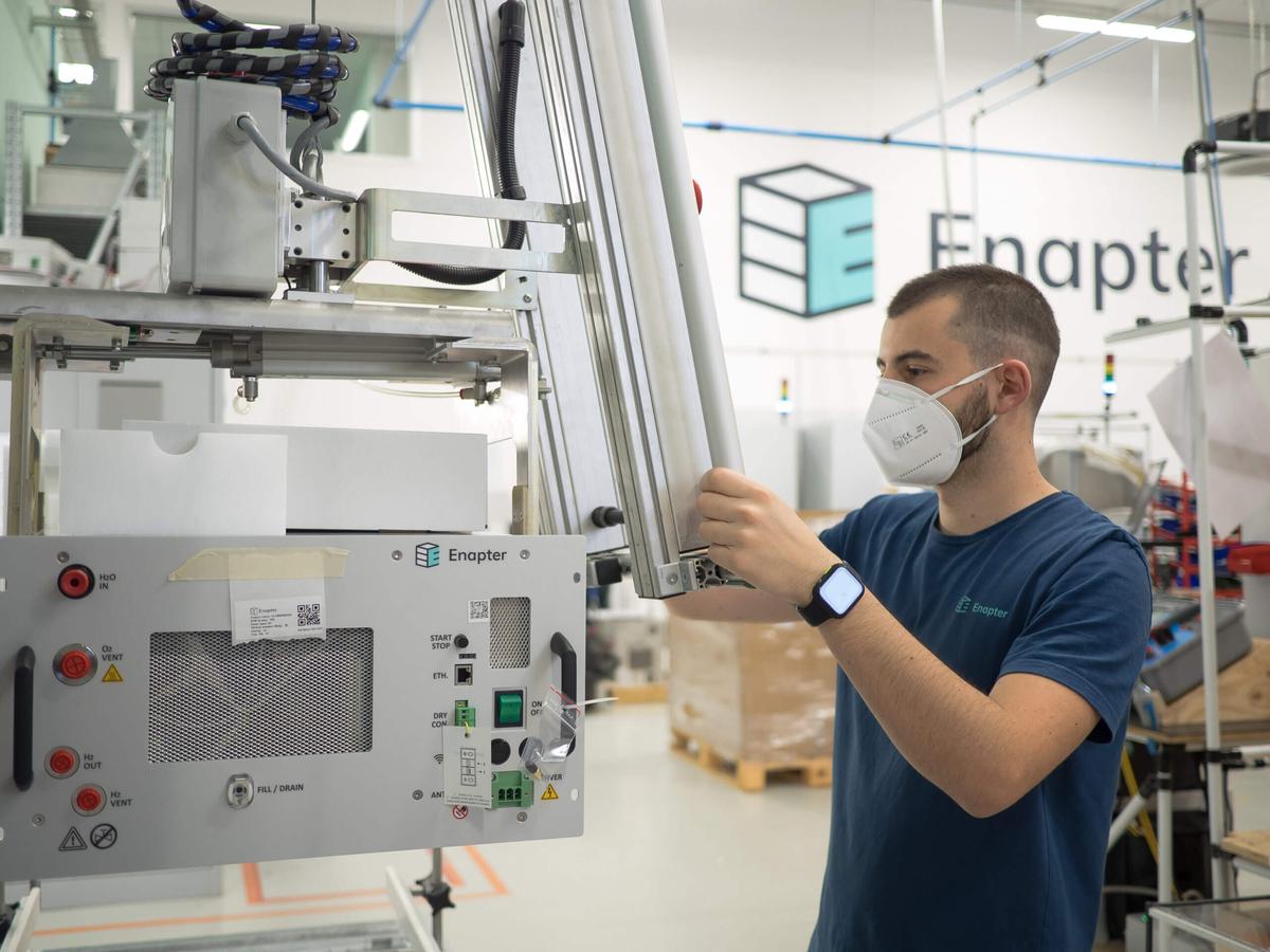 Enapter kicks off production of water-cooled AEM electrolyser ...