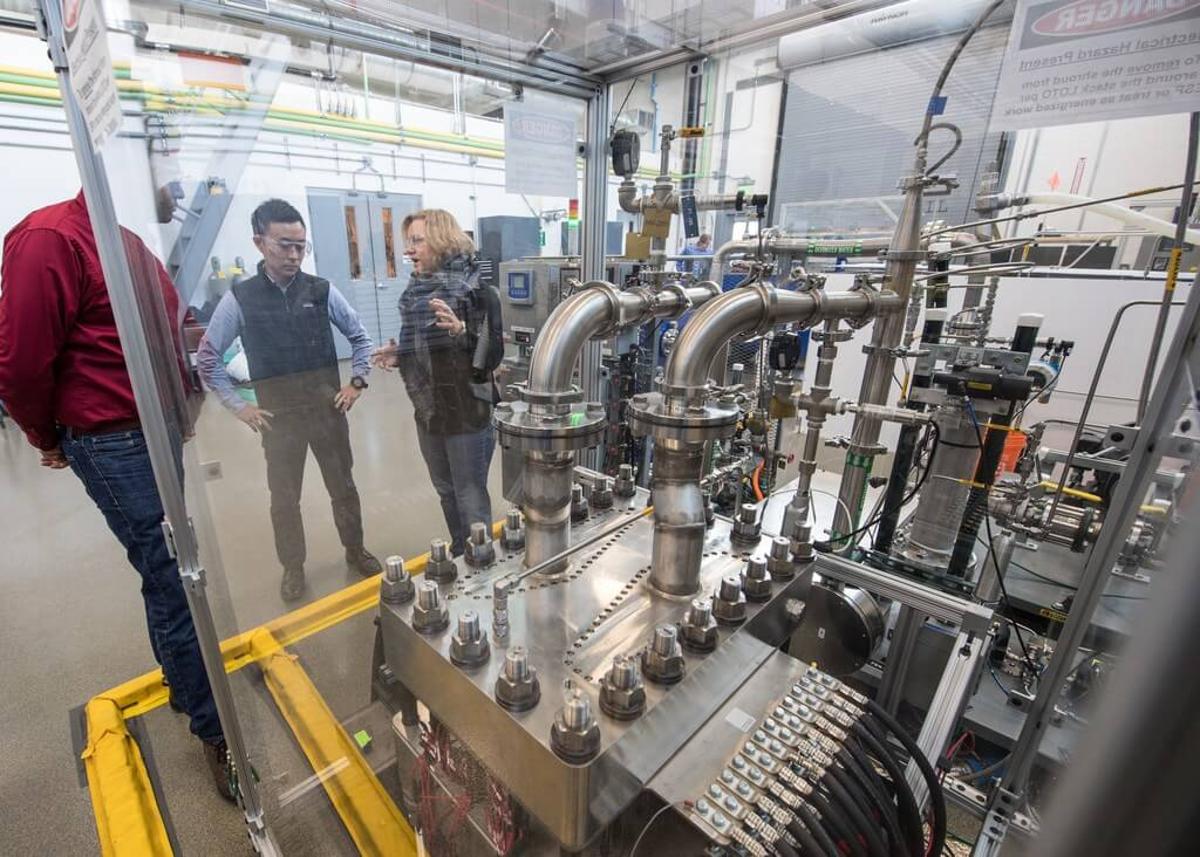 Safety and perception: Enhancing electrolysis system safety for long ...