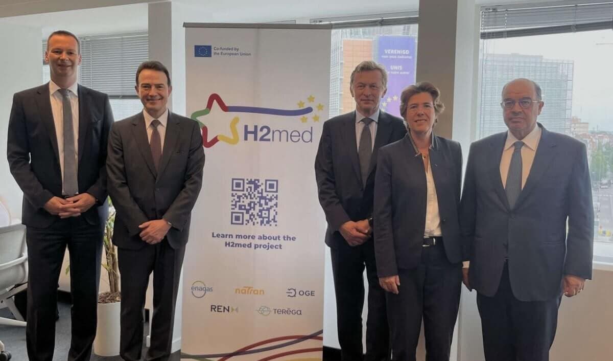 Spanish, French operators form JV for underwater H2Med pipeline project | Technology | H2 View