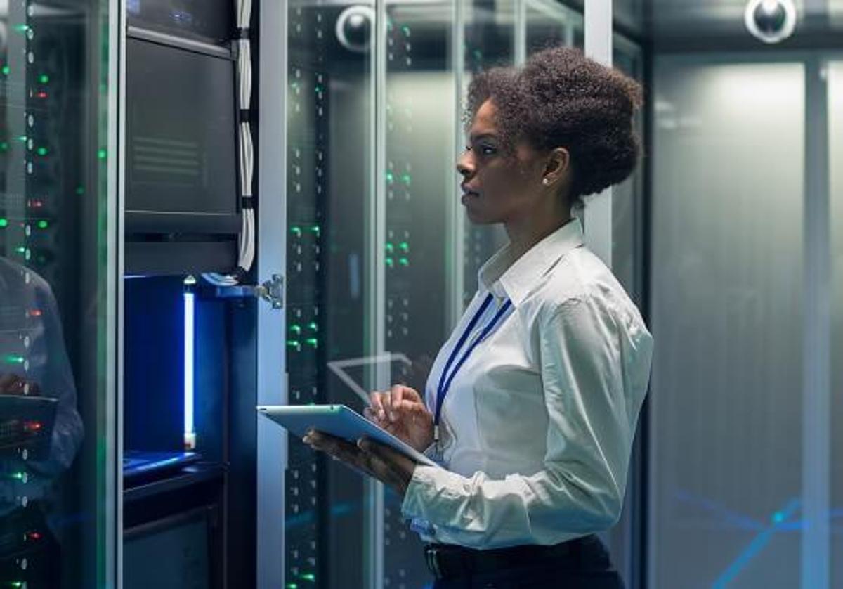 Plug Power officially opens New York fuel cell manufacturing facility ...