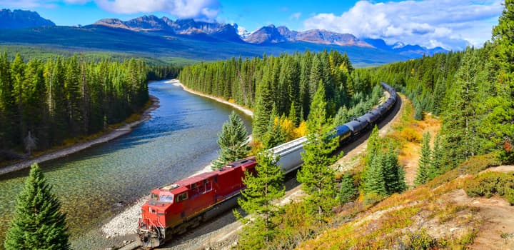 Canadian Pacific expands hydrogen locomotive programme