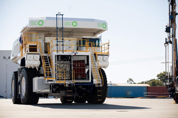 Fortescue takes $750m FID to build US and Australian green hydrogen and ...