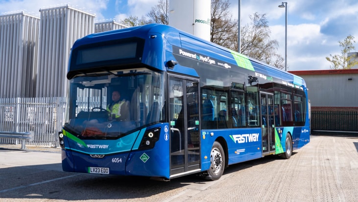 Emergency services respond to UK hydrogen bus fire, no injuries ...